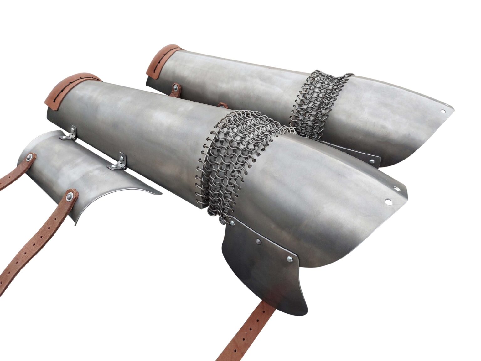 Greaves from Dmitrovka with additional . side protection. – Wargear